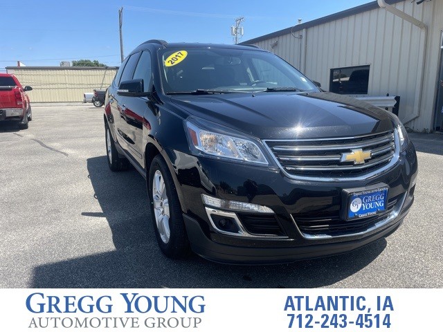 Used Chevy Traverse SUV For Sale | Shop Online in Omaha, NE