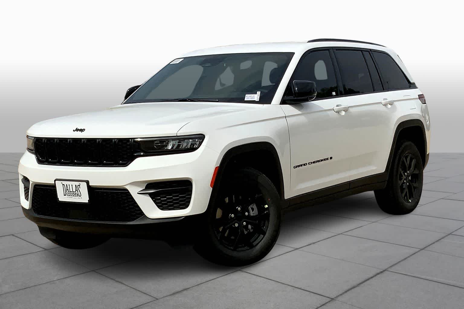 New 2024 Jeep Grand Cherokee Laredo Utility in Dallas #RC166120 | Dallas Dodge Chrysler Jeep Ram