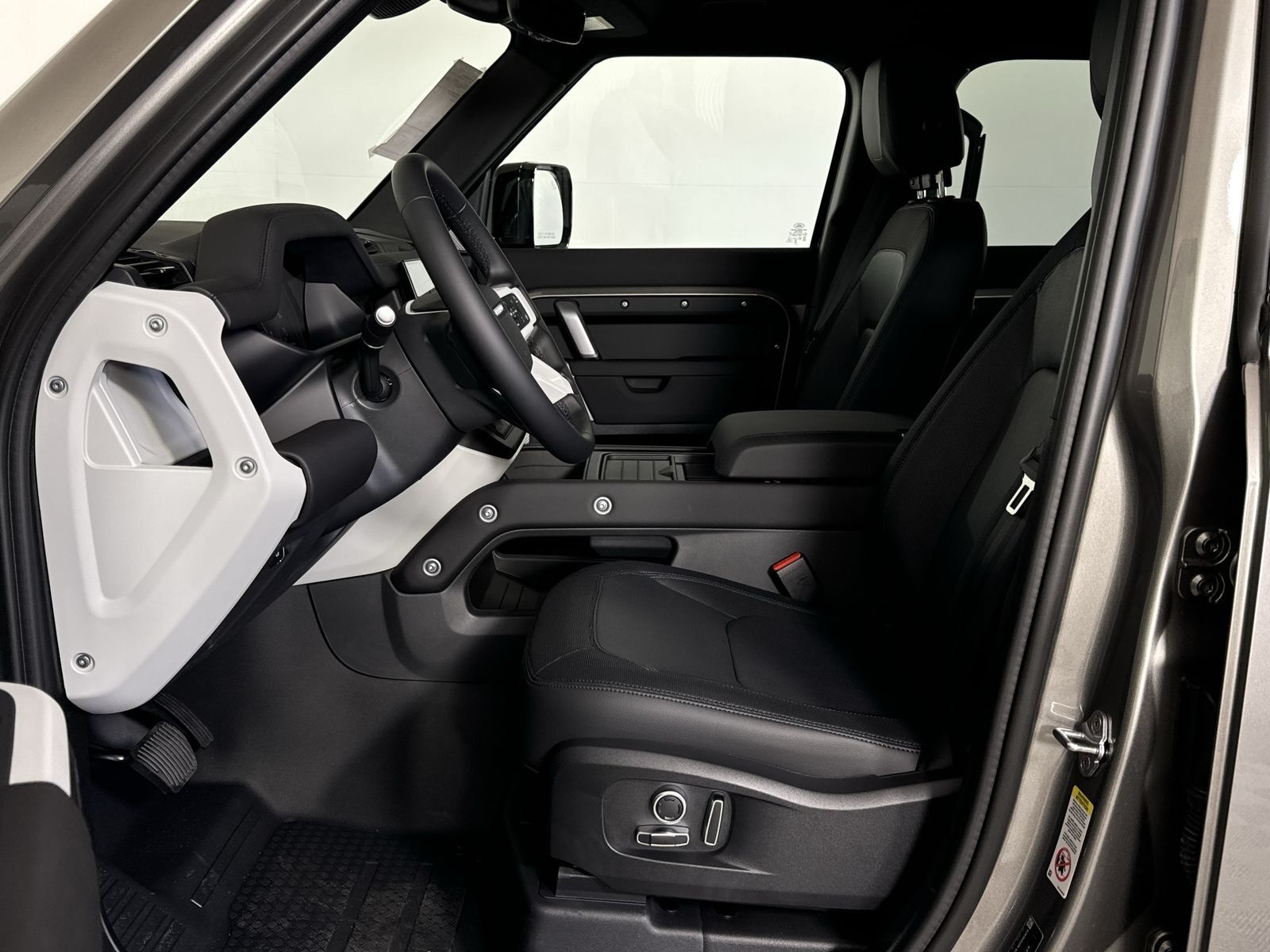 New 2024 Land Rover Defender 130 X-Dynamic SE SUV in Anaheim #68240576 ...