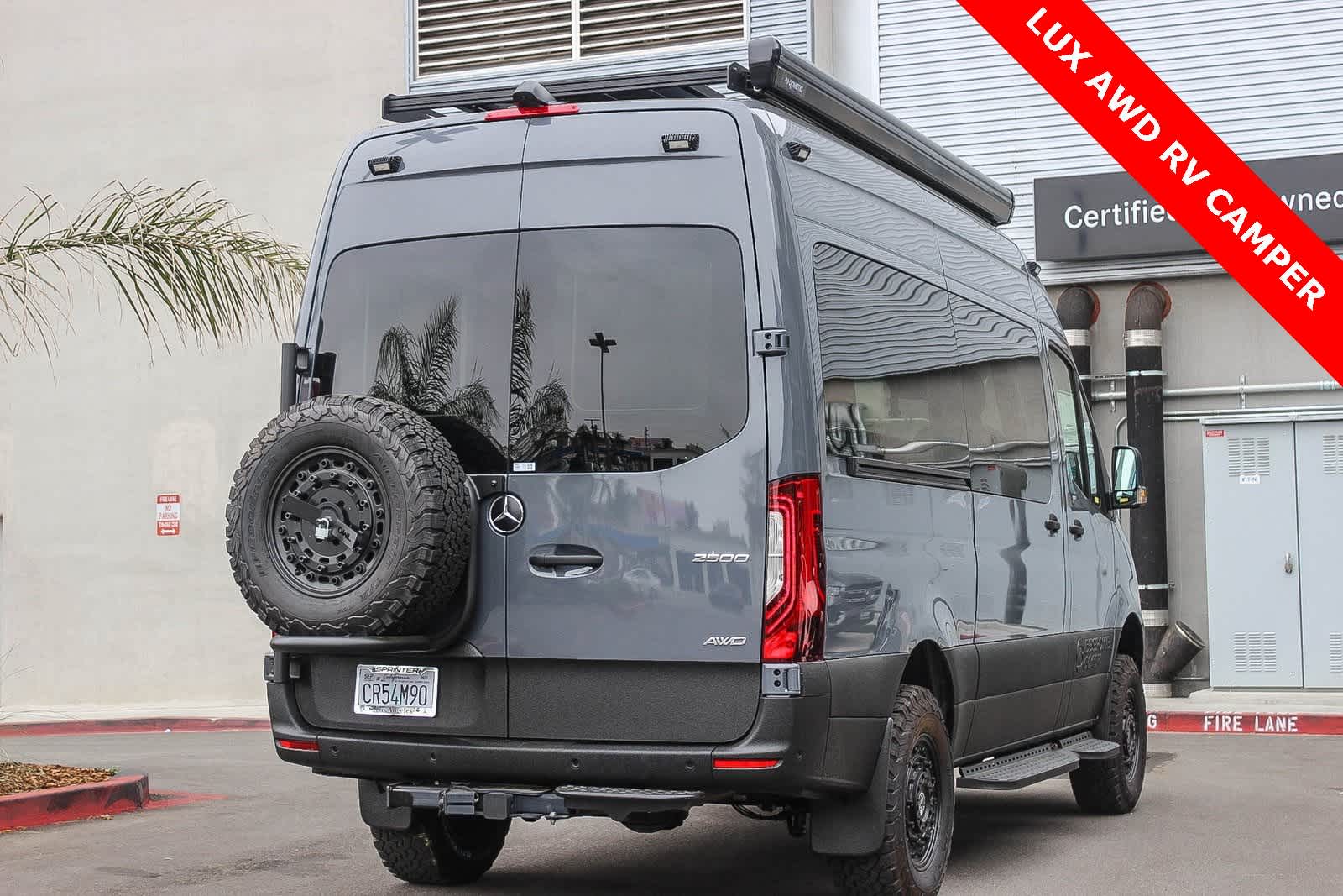 Pre-Owned 2023 Mercedes-Benz Sprinter Bespooke 144 AWD Trekker Full ...