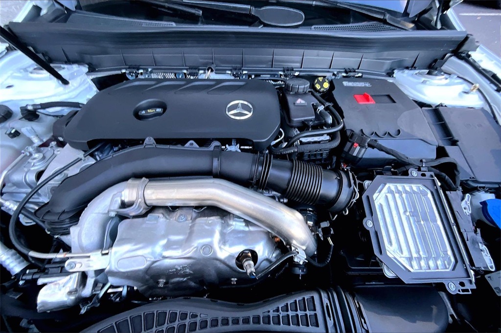 New 2026 Mercedes-Benz GLB GLB 250 4D Sport Utility in Edison #263502 ...