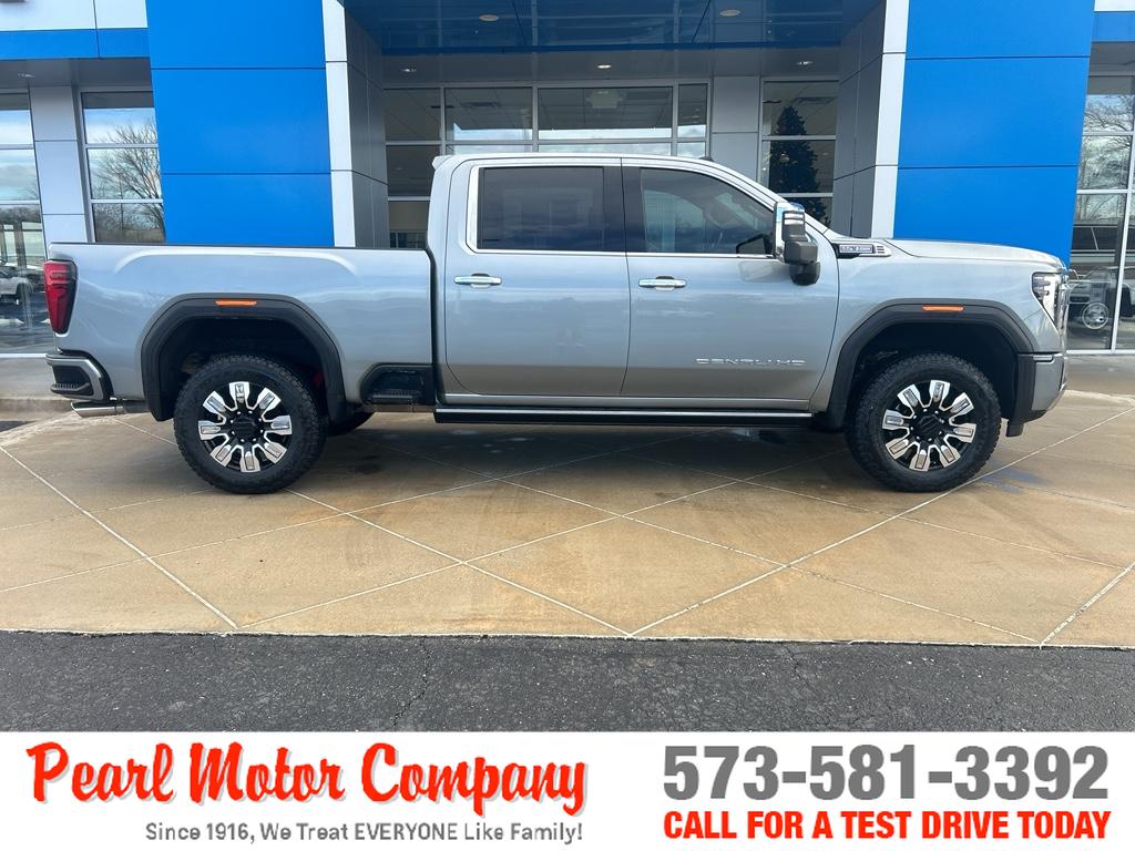 Certified Pre-Owned 2024 GMC Sierra 2500 HD Denali Crew Cab in Mexico ...