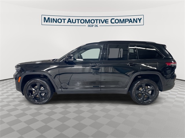 New 2025 Jeep Grand Cherokee Altitude X Sport Utility in Minot #66961 | Minot Chrysler Center