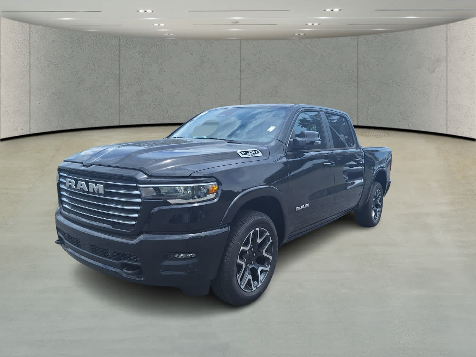 New 2025 RAM 1500 Laramie Crew Cab in Harvey #D546056 | Premier CDJR of ...