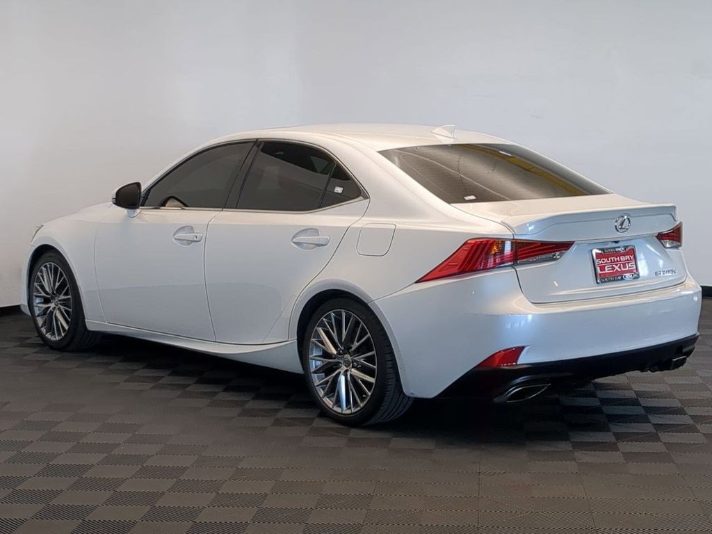 Pre-Owned 2017 Lexus IS 200t