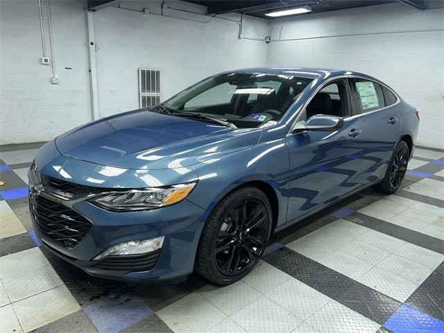 New 2024 Chevrolet Malibu 2LT Sedan in South Charleston #24CL48017 ...