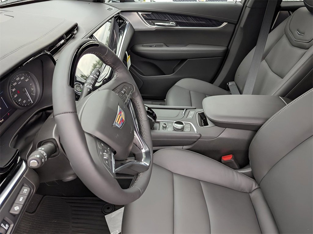 New 2025 Cadillac XT6 Premium Luxury SUV in Austin #C250907 | Covert Cadillac