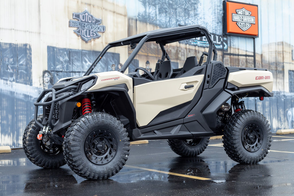 New 2024 Can-Am® Commander XT-P 1000R XT 1000R for sale in Alton, IL | Ted's Motorcycle World