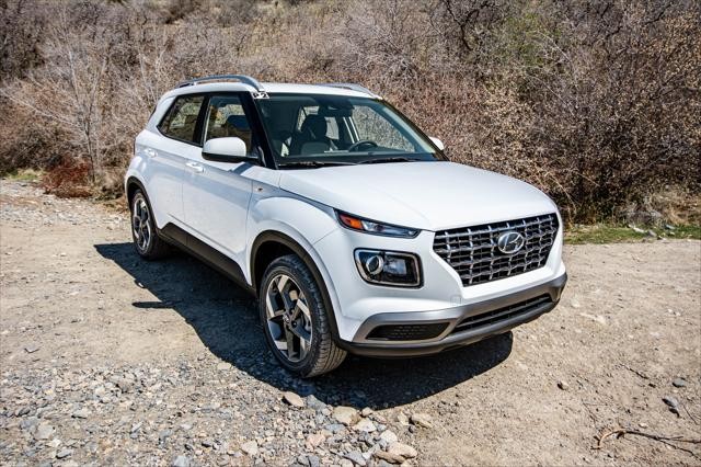 New 2023 Hyundai VENUE SEL 4D Sport Utility in Lindon #V41737 | Murdock Hyundai Lindon
