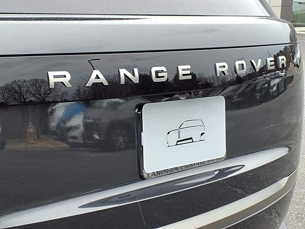 New 2025 Land Rover Range Rover SE LWB SUV in Marlboro #L25526 | Land ...