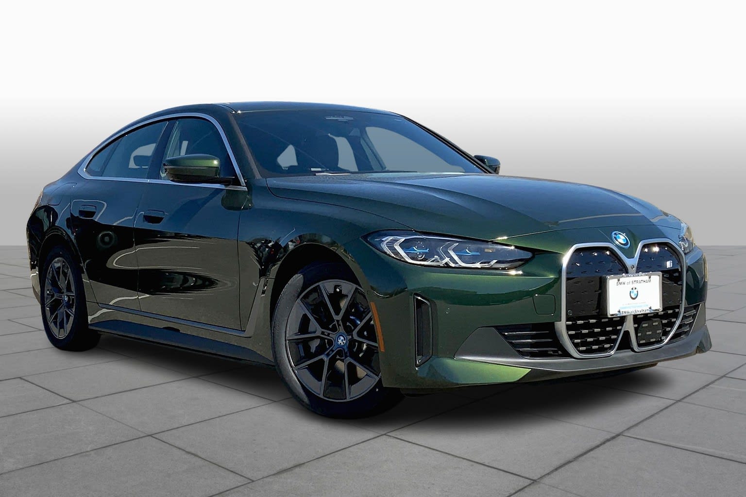 New 2023 BMW i4 eDrive40 4dr Car in Stratham #PFP63230 | BMW of Stratham