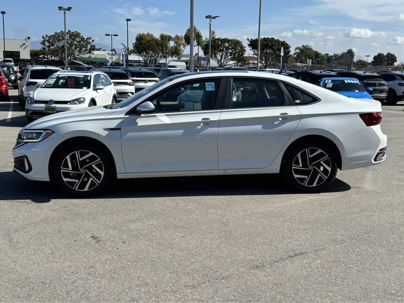 New 2024 Volkswagen Jetta SEL 4dr Car in Ventura #11067 | Ventura Volkswagen