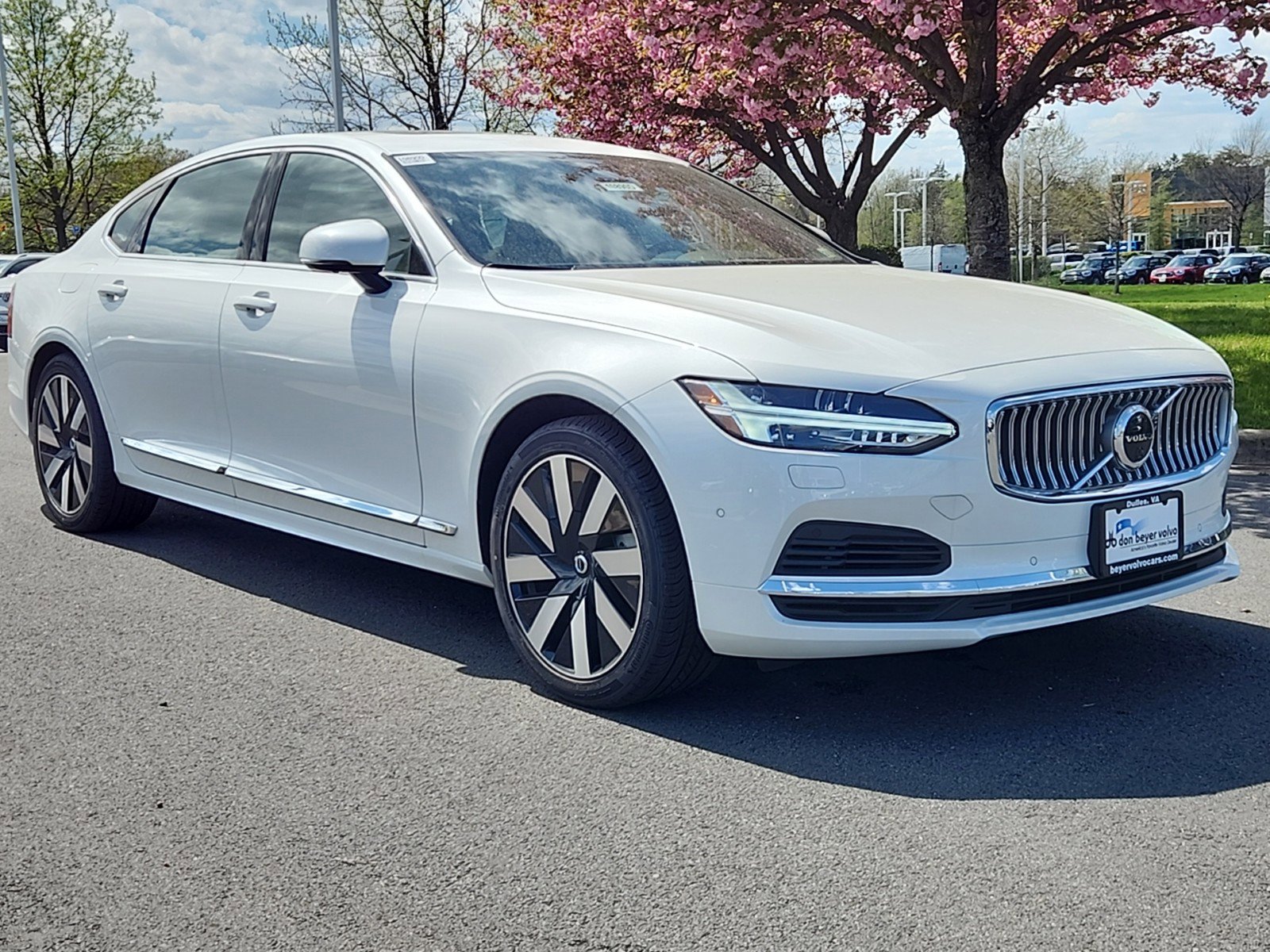 2024 Volvo S90