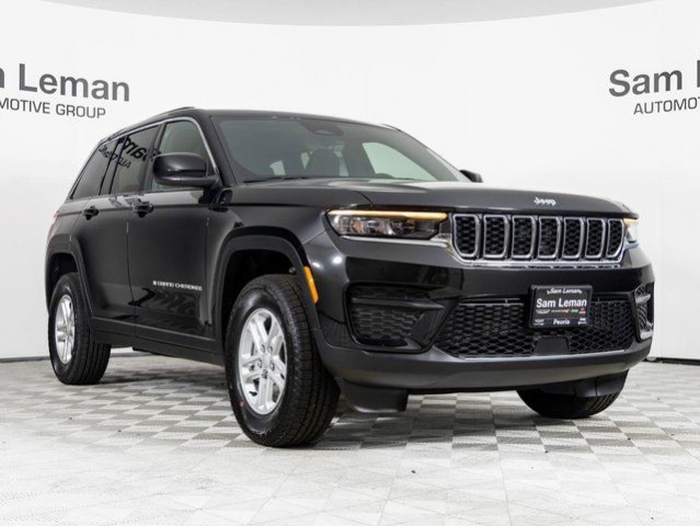 New 2025 Jeep Grand Cherokee Laredo 4D Sport Utility in Central IL #J7597 | Sam Leman Automotive ...