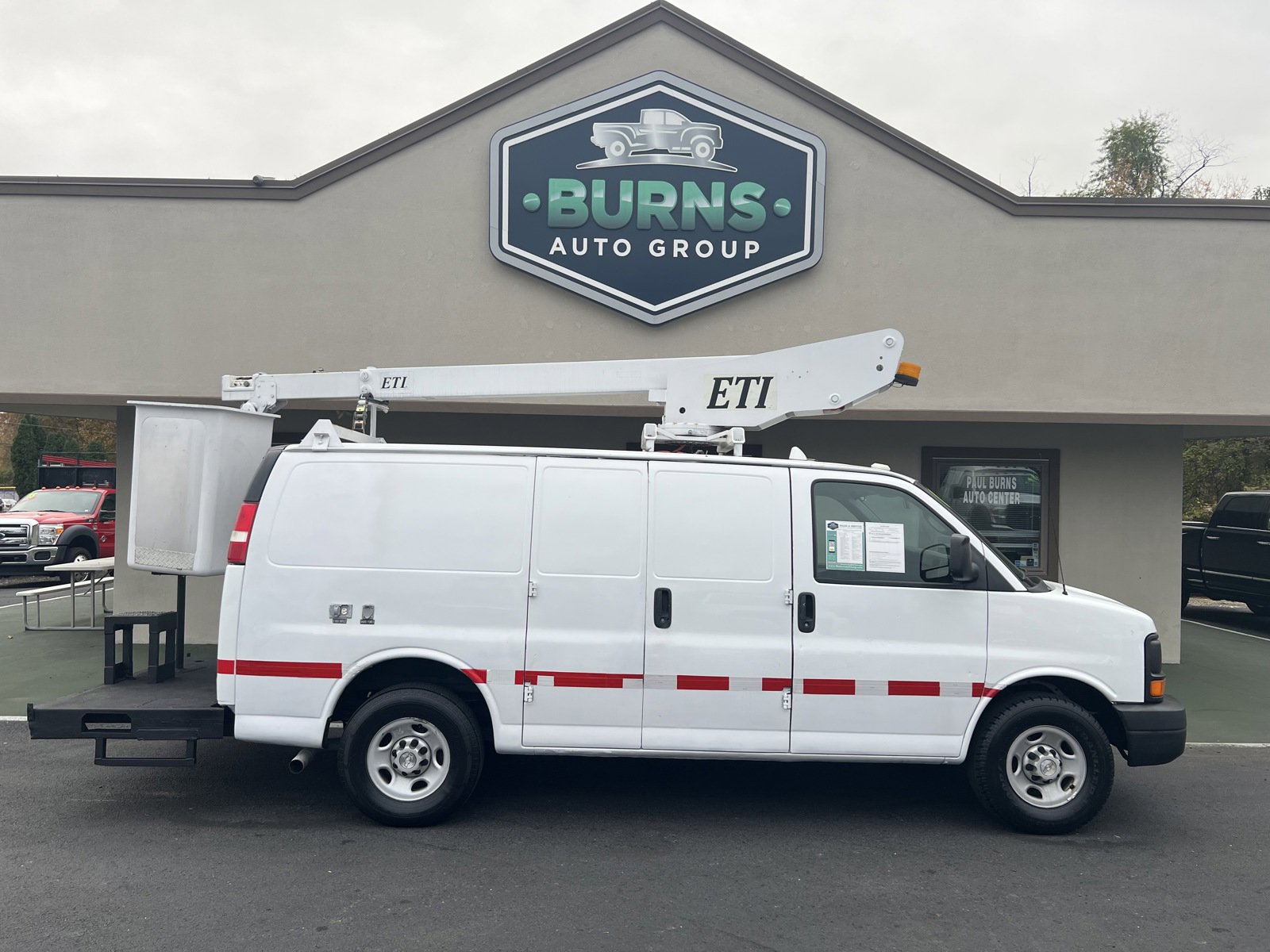 Pre-Owned 2009 Chevrolet Express 3500 Bucket Van Full-size Cargo Van in ...