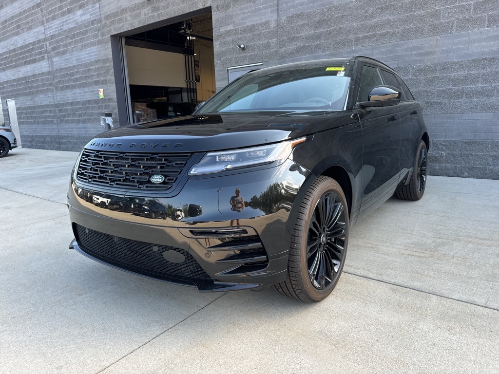 New 2025 Land Rover Range Rover Velar Dynamic SE 4D Sport Utility in ...