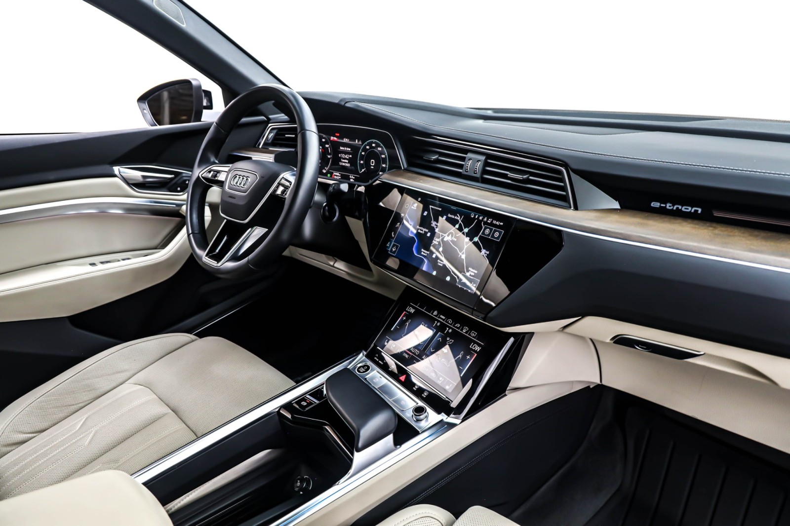 Pre-Owned 2023 Audi e-tron Sportback S line Prestige quattro Sport ...