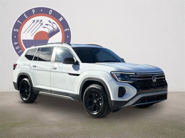 New 2025 Volkswagen Atlas Peak Edition Se W/ Tech AWD 4D Sport Utility ...