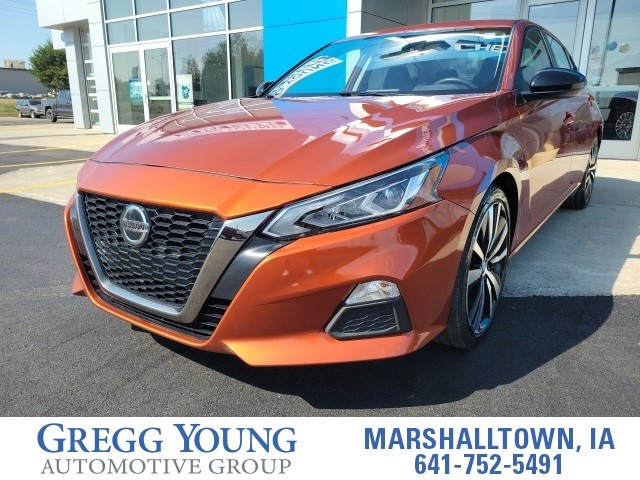 Orange Pre-Owned 2022 Nissan Altima 2.5 SR 4D Sedan for Sale in Norwalk | #11U1356