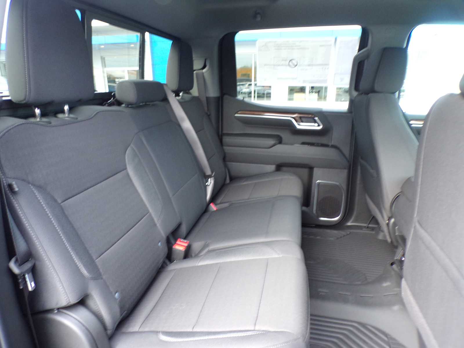 New 2025 Chevrolet Silverado 1500 LT Crew Cab in Alexandria #D25063 ...