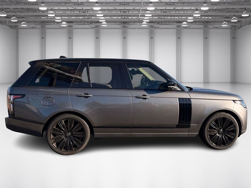 Pre-Owned 2018 Land Rover Range Rover 3.0L V6 Supercharged HSE 4D Sport ...