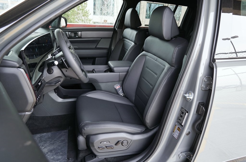 New 2026 Hyundai SANTA FE Calligraphy 4D Sport Utility in Schaumburg # ...