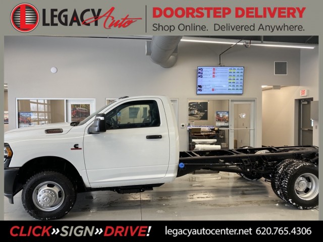 New 2024 RAM 3500 Chassis Cab Tradesman Standard Cab in Garden City #C2474008 | Legacy Auto Center
