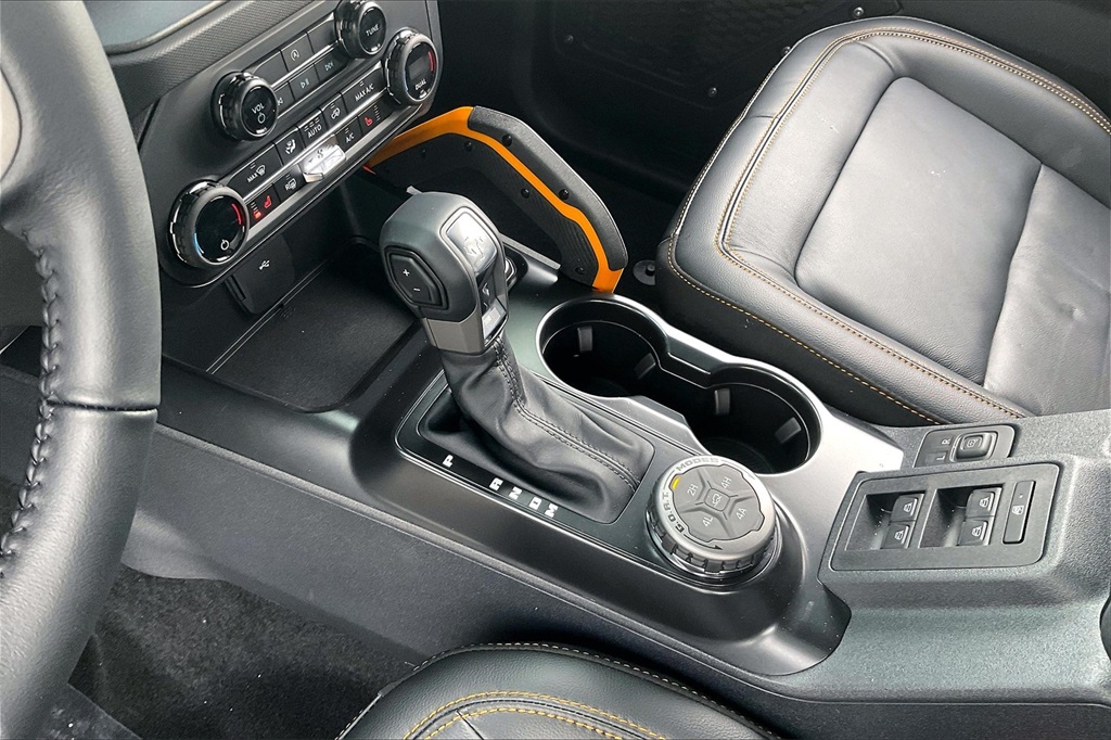 New 2024 Ford Bronco Badlands® 4 Door in Oak Lawn #FK0898 | Napleton ...