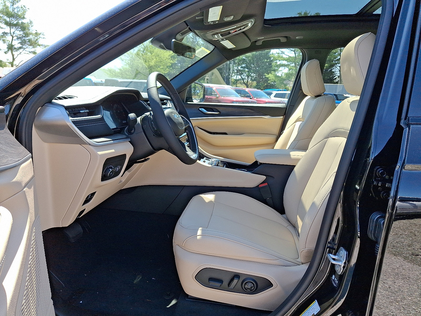 New 2025 Jeep Grand Cherokee L Limited Utility in Glen Mills #F25072 ...