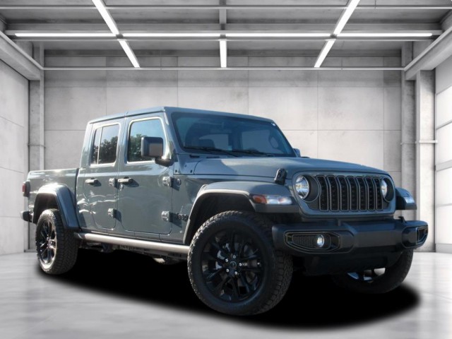 New 2025 Jeep Gladiator Nighthawk 4D Crew Cab in Gainesville #E25G210 ...