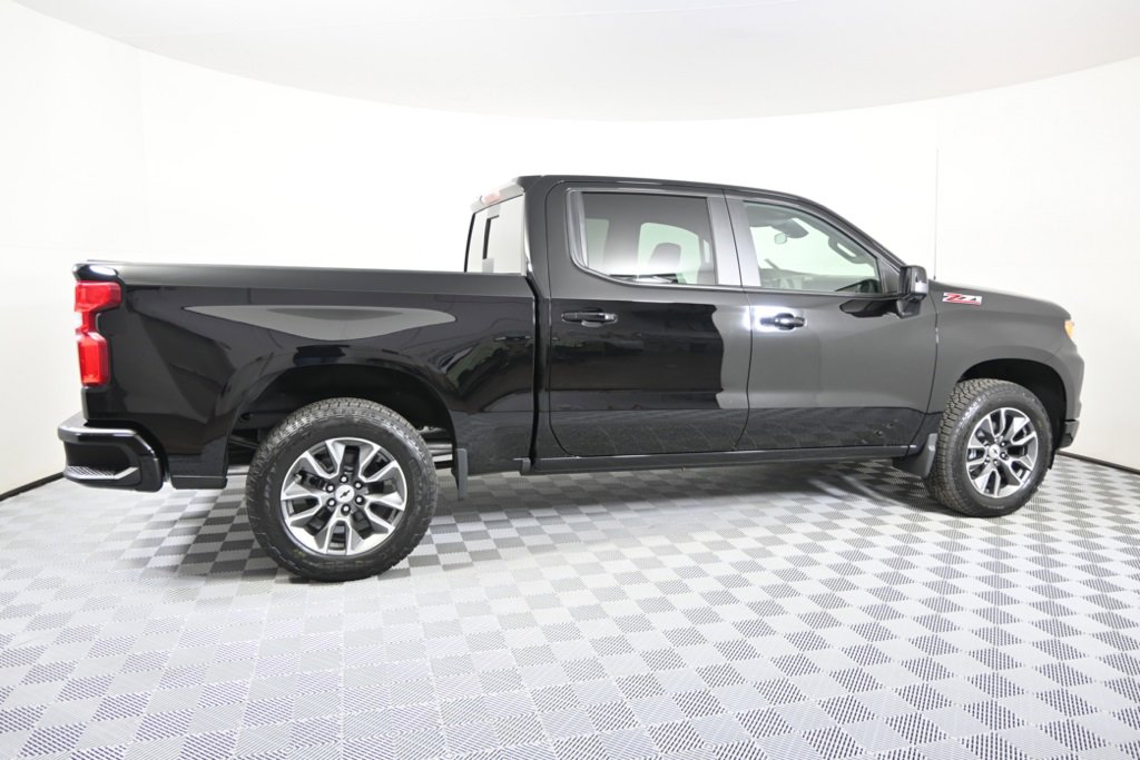 New 2025 Chevrolet Silverado 1500 RST Crew Cab in Forest Lake #S1200015 ...