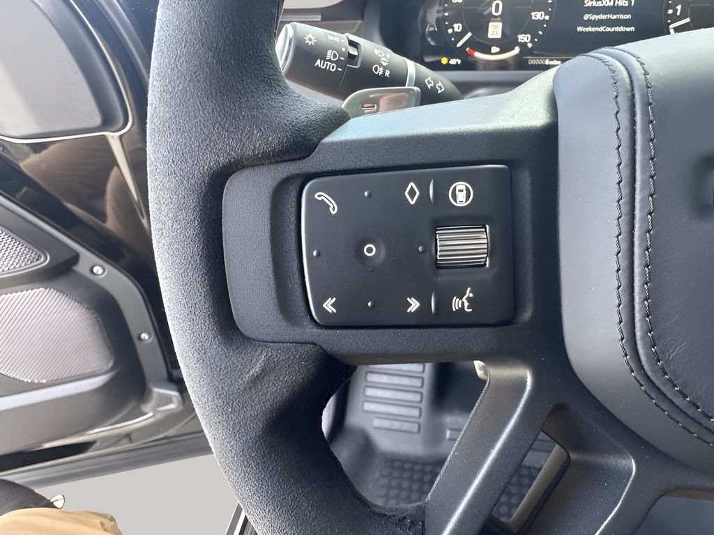 New 2024 Land Rover Defender 90 V8 2 Door SUV in Akron #L4D273363 ...