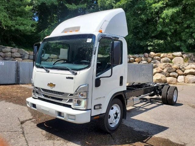 New 2025 Chevrolet Low Cab Forward 4500 Regular Cab in Clarkston ...