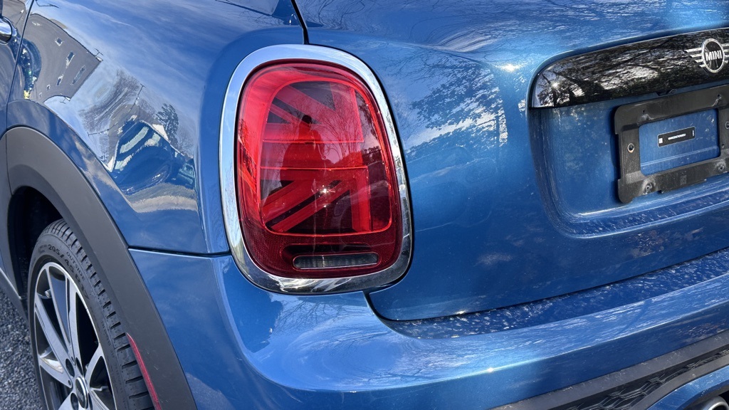 Pre-Owned 2024 MINI Cooper S Iconic 4D Hatchback in Virginia Beach # ...