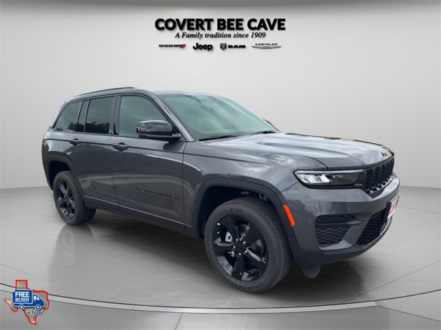 New 2025 Jeep Grand Cherokee Altitude 4D Sport Utility in Austin #SC295507 | Covert Bee Cave