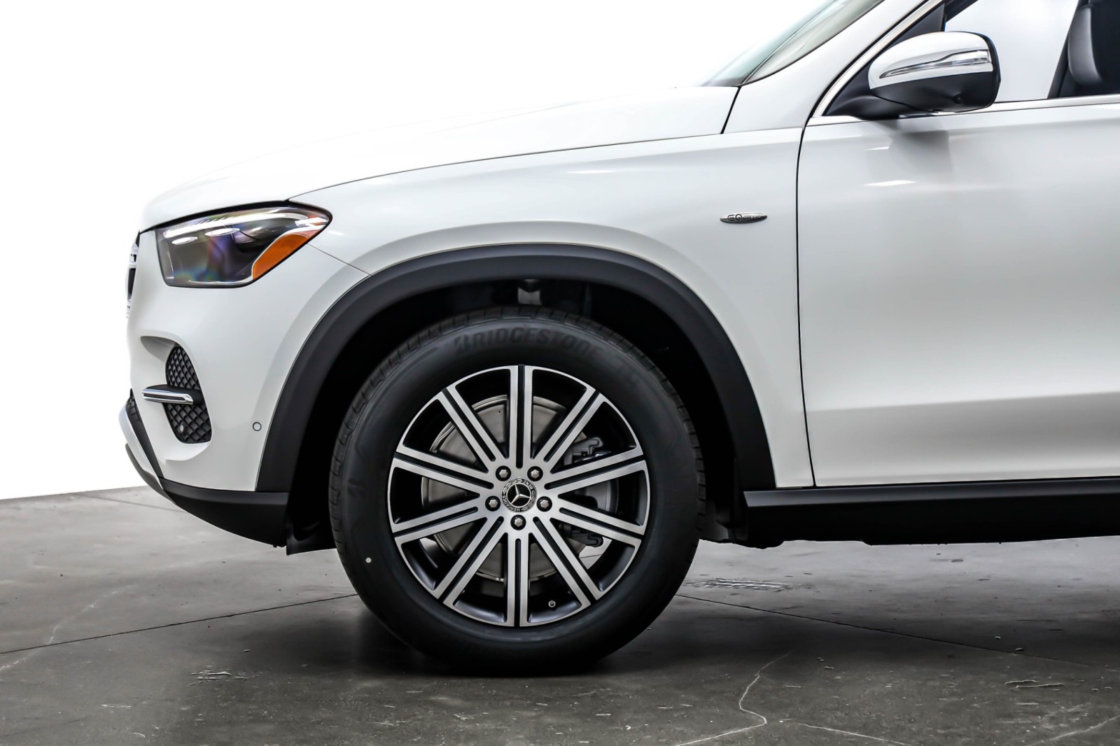 New 2025 Mercedes-Benz GLE GLE 450e SUV in Newport Beach #N182223 | Fletcher Jones Motorcars