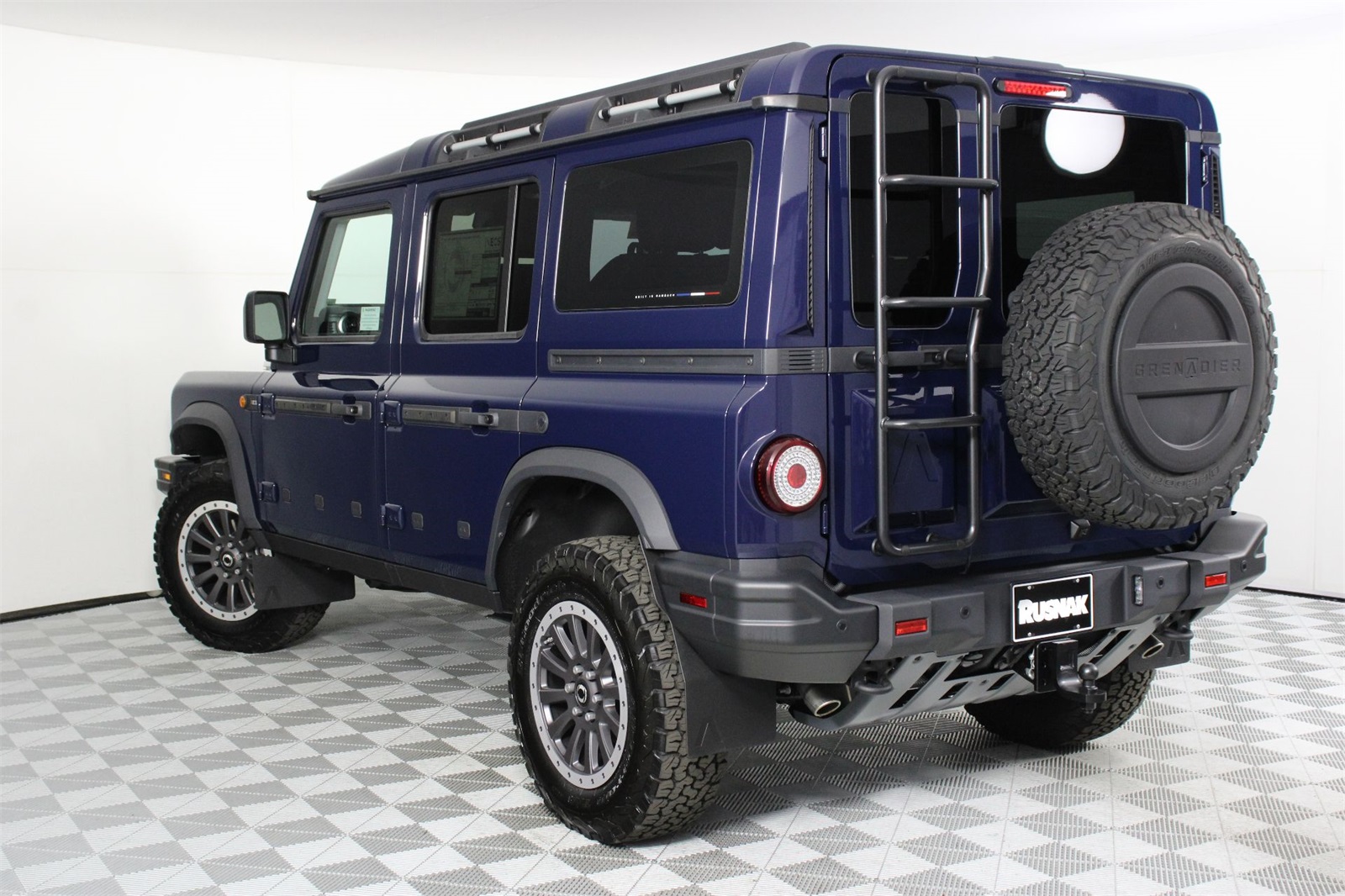 New 2025 INEOS Grenadier Fieldmaster Edition 4D Sport Utility in Pasadena #19250185 | Rusnak ...