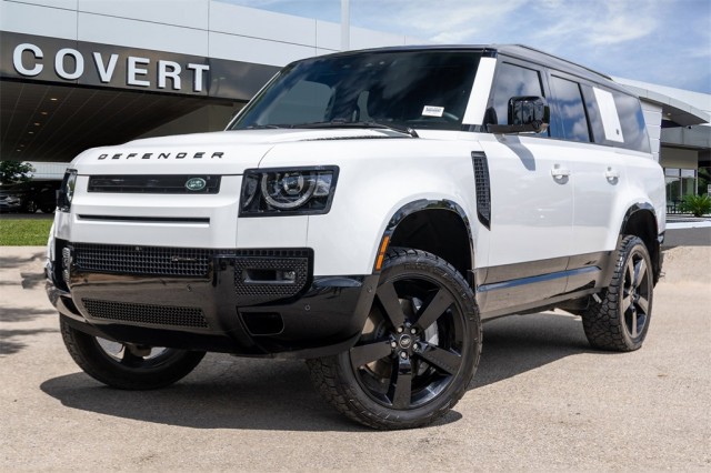 Pre-Owned 2023 Land Rover Defender 130 X-Dynamic SE 4D Sport Utility in ...