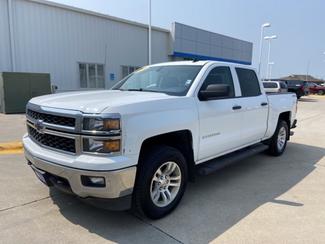 Used 2014 Chevrolet Silverado 1500 LT 4D Crew Cab White for Sale in ...