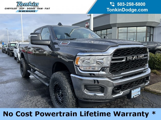 New 2024 RAM 2500 Tradesman Crew Cab in Milwaukie #D1124339 | Ron Tonkin Chrysler Jeep Dodge Ram ...