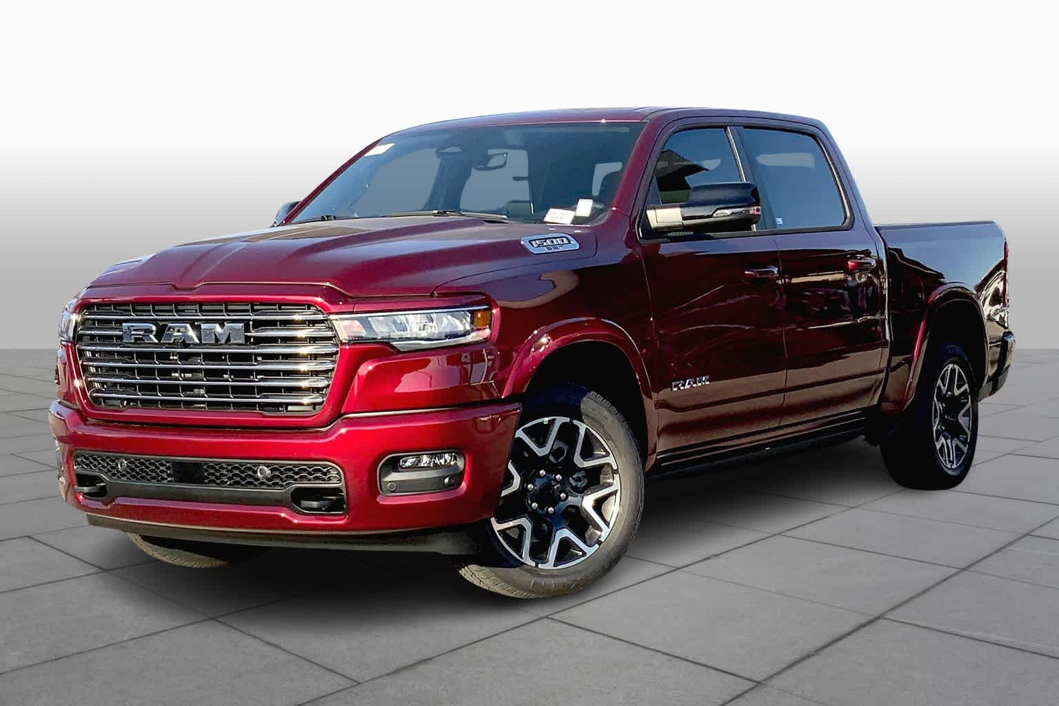 New 2025 RAM 1500 Laramie Crew Cab in Dallas #SN622989 | Dallas Dodge Chrysler Jeep Ram