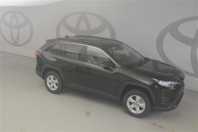 Certified Pre-Owned 2021 Toyota RAV4 XLE FWD SUV in Bradenton #1053542A ...