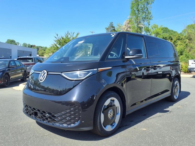 New 2025 Volkswagen ID. Buzz Pro S Mini-van, Passenger in Gastonia ...