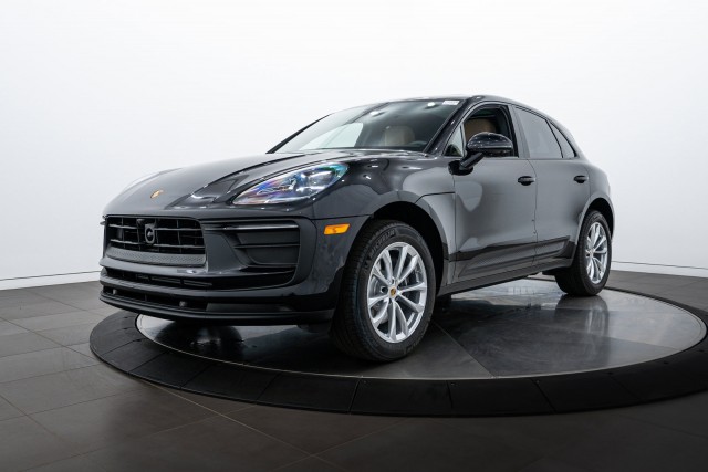 New 2025 Porsche Macan 2.0 L Sport Utility in Highland Park #P250026 ...