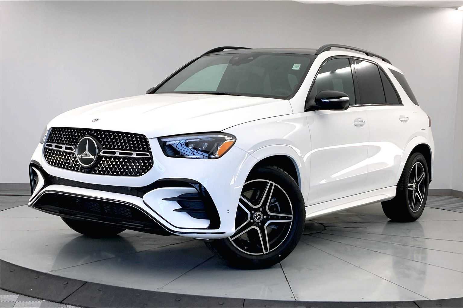 New 2025 Mercedes-Benz GLE GLE 450 SUV in Urbandale #SB365396 | Mercedes-Benz of Des Moines