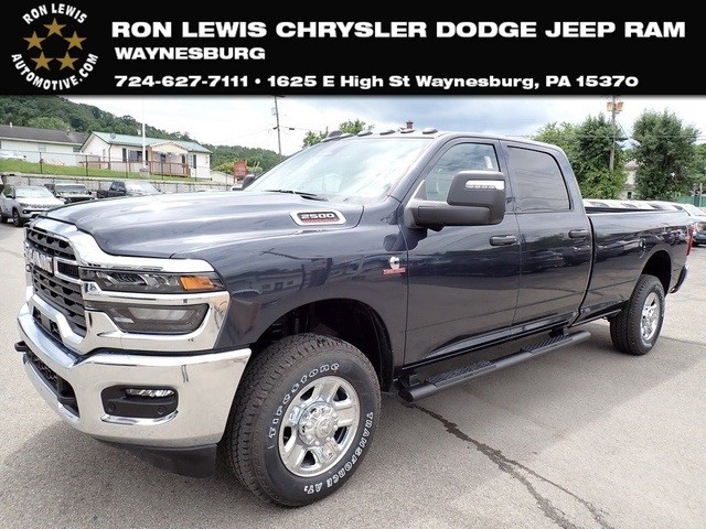 New 2025 RAM 2500 Tradesman Crew Cab in Cranberry Twp #5T161 | Ron Lewis Chrysler Dodge Jeep Ram