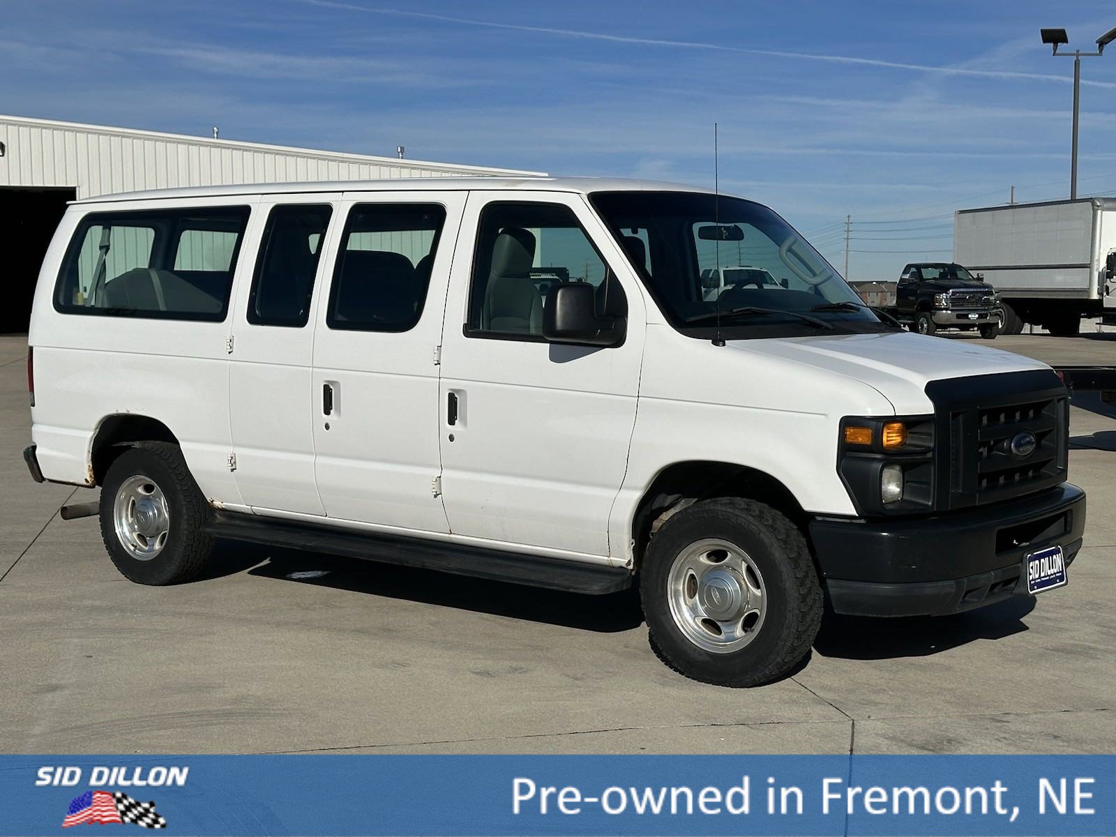 Pre-Owned 2011 Ford Econoline Wagon XL Minivan in #1T1835H | Sid Dillon