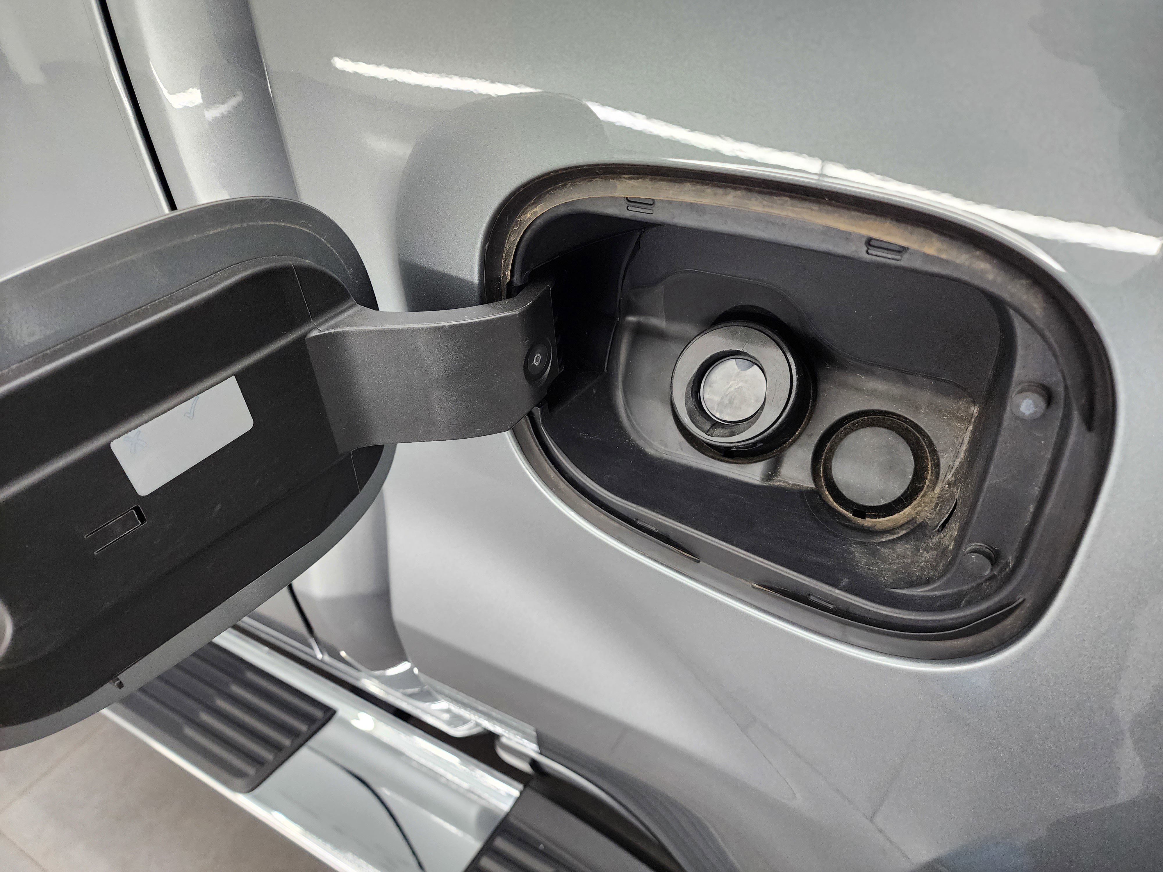 Pre-Owned 2023 Chevrolet Silverado 1500 4×4 Crew Cab LTZ Z71: CREW ...