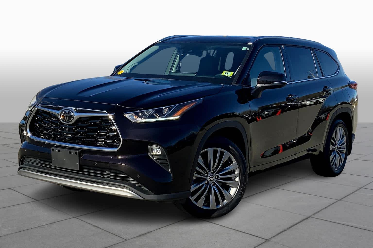 Pre-Owned 2022 Toyota Highlander Platinum Sport Utility in Danvers # ...