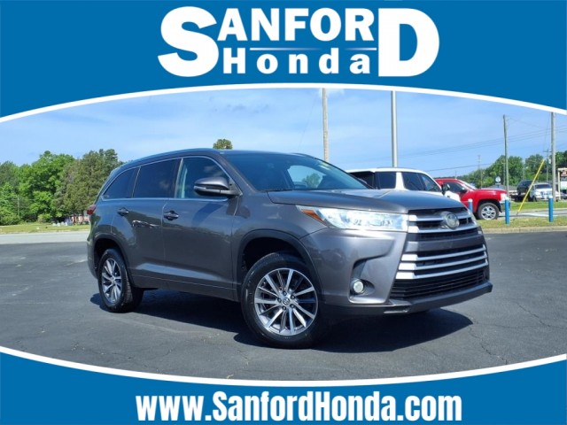 Pre-Owned 2017 Toyota Highlander XLE 4D Sport Utility in Sanford #9493A ...